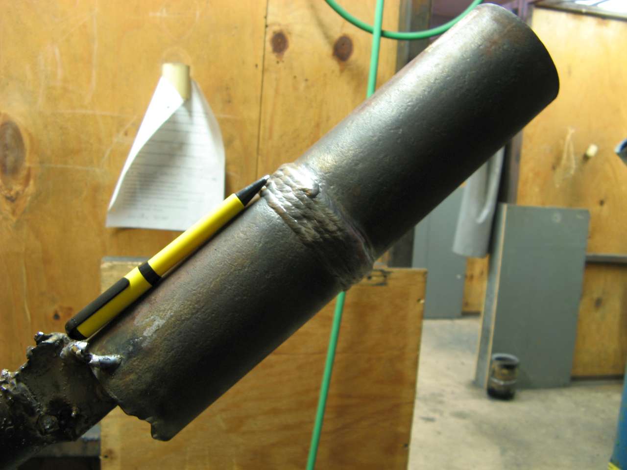 Stringer beads on pipe